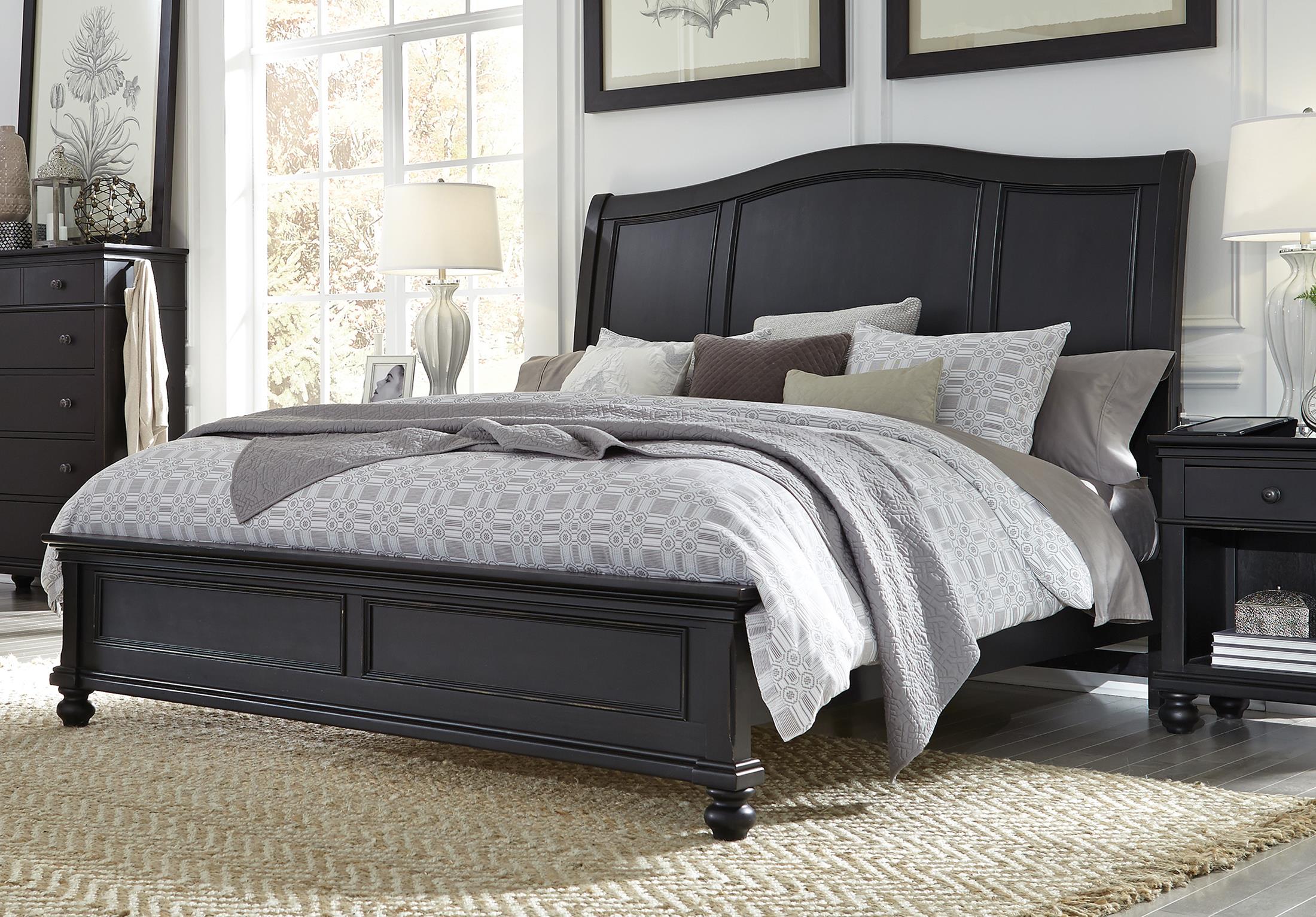 OAKFORD QUEEN SLEIGH BED | Morris
